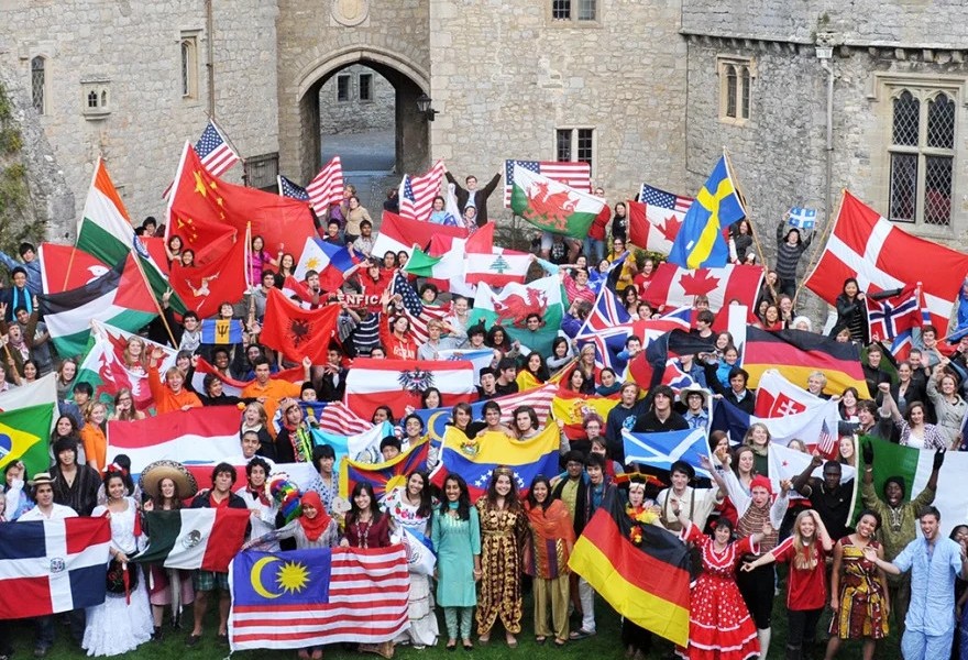 COLEGIOS DEL MUNDO UNIDO SCHOLARSHIP MANAGER